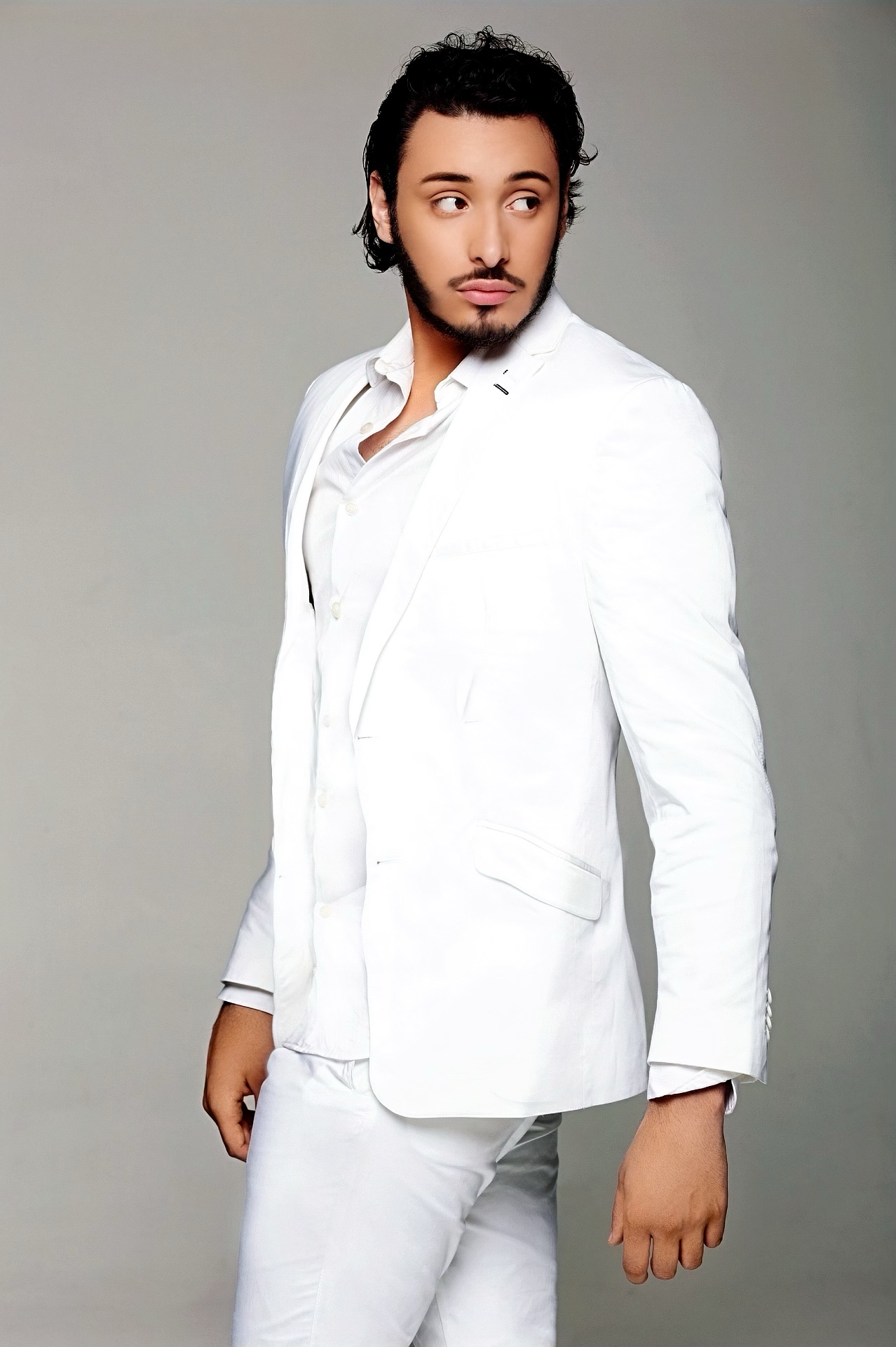 Bienvenidos – KHALIL KHALIL